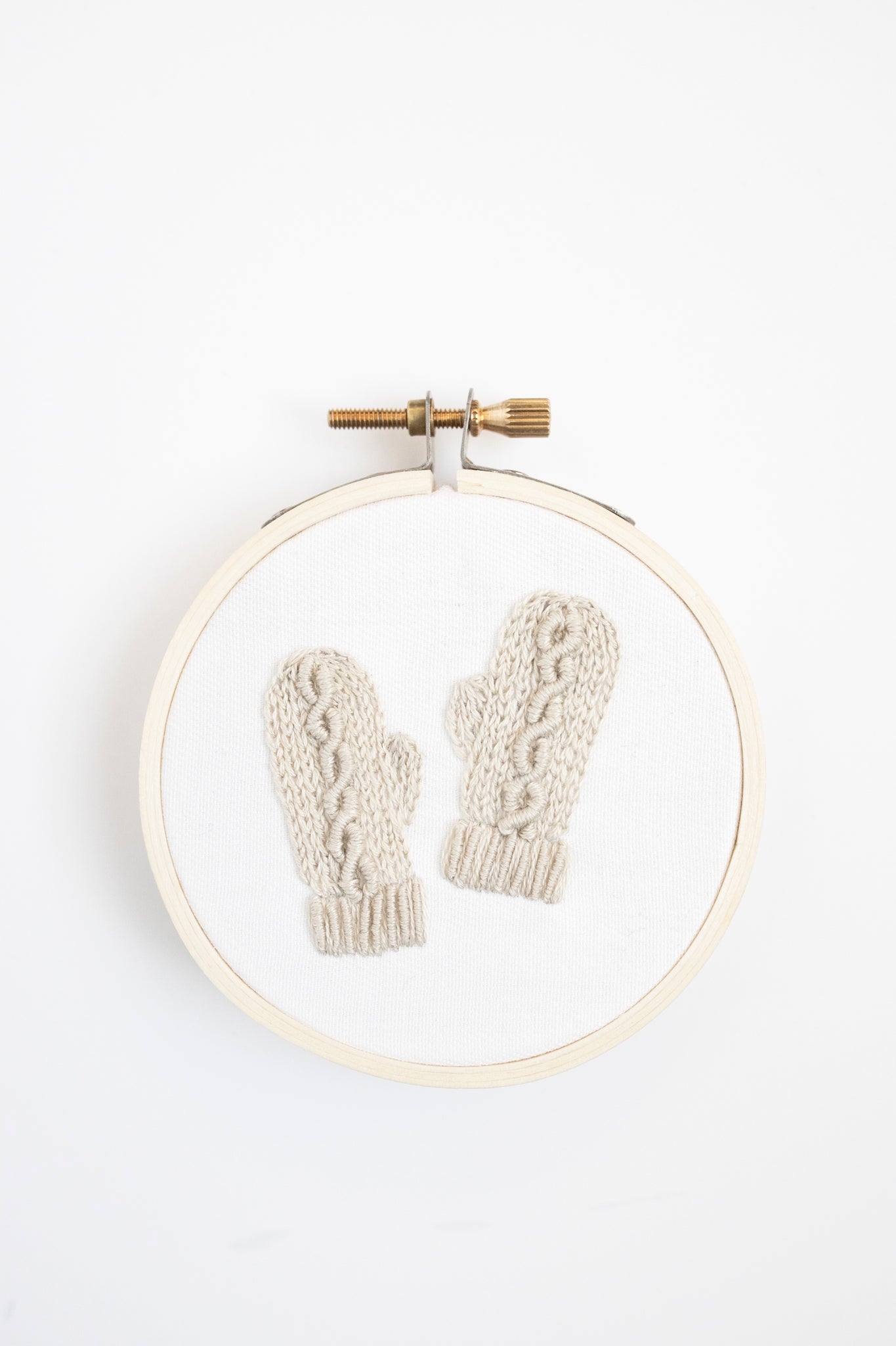 Cable Knit Mittens Digital Embroidery Pattern – kdornbier designs